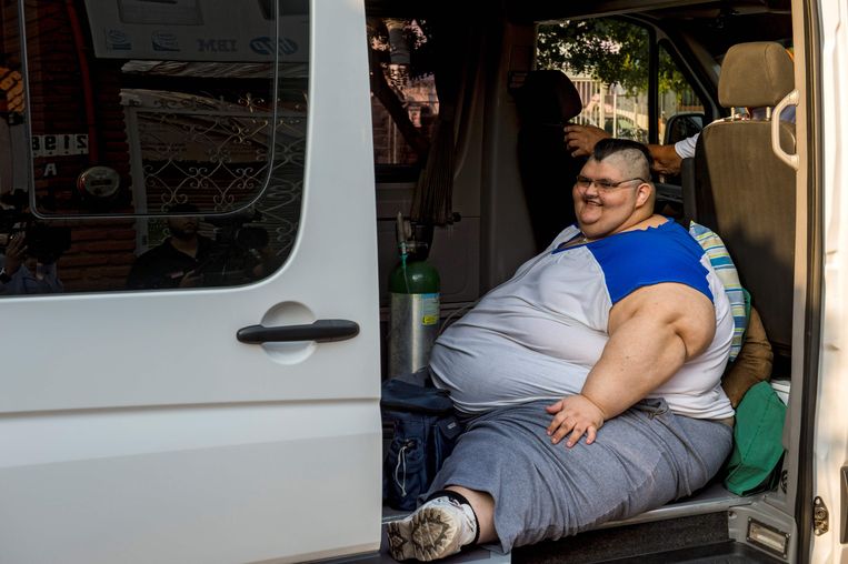 Zwaarste man ter wereld (600 kilo) wordt geopereerd | Buitenland ...
