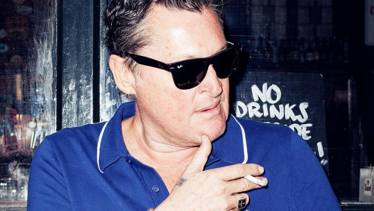 Golden Earring-zanger Barry Hay verzwijgt niets in biografie | Het Parool