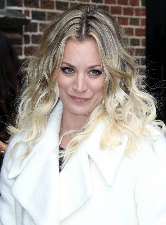 Kaley Cuoco refaite de partout? Elle assume | People | 7sur7.be