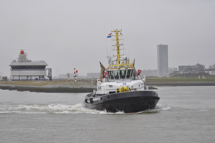 Multraship neemt topsleper in gebruik | Zeeuws-Vlaanderen | pzc.nl