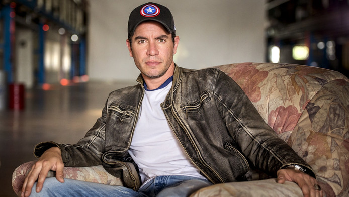 Watch online Riphagen in english with subtitles in 2160p 21:9 - coolqup