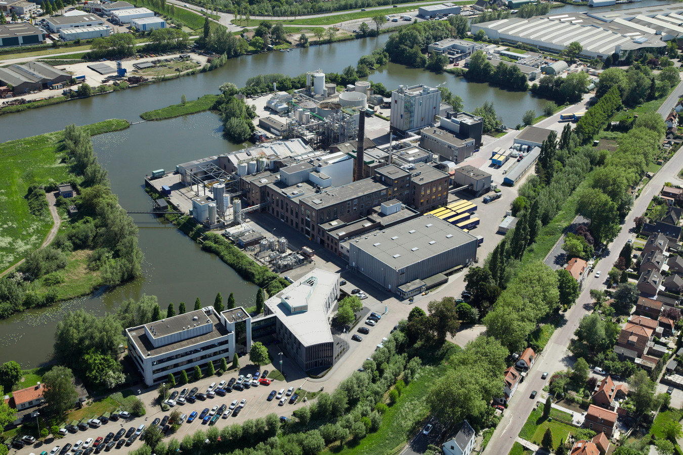 Corbion Purac in Gorinchem neemt nieuwe azijnpoederfabriek in gebruik ...