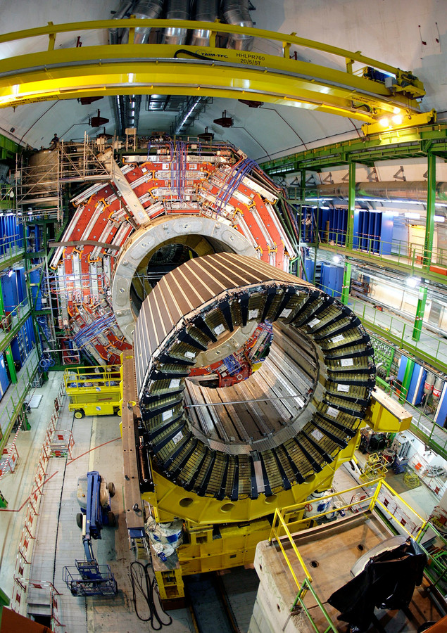 Nouvelle phase d'expériences pour l'accélérateur de particules | Foto ...