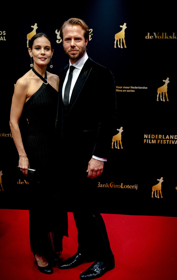 Ballerina Igone de Jongh en Thijs Römer in het geheim getrouwd | Foto ...