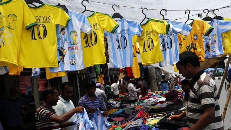 bangladesh-maakt-voor-500-miljoen-dollar-wk-truitjes-buitenland