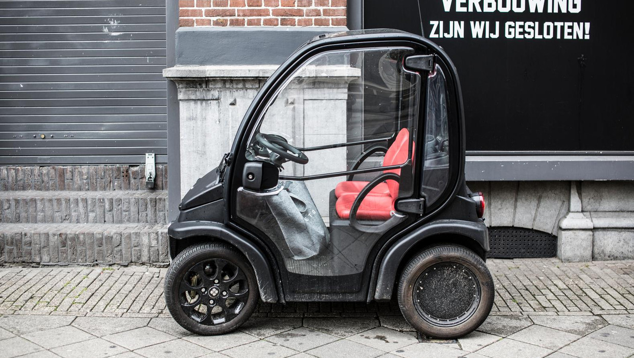 Rechter: Biro moet van het fietspad | Het Parool