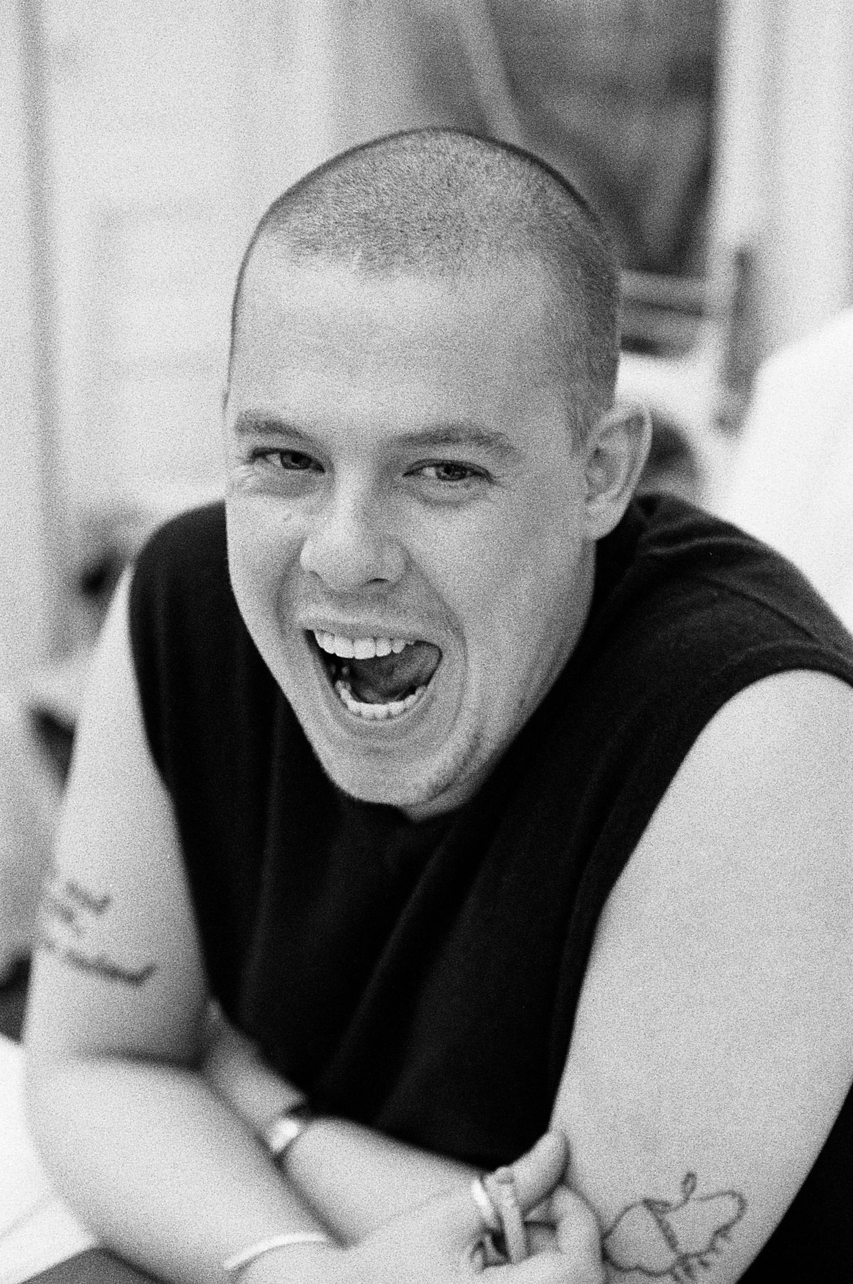 Lee Alexander McQueen: de man die de modewereld shockeerde | Het Parool