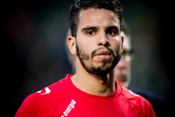 Adam Maher treedt toe tot rijtje illustere namen | Nederlands voetbal ...