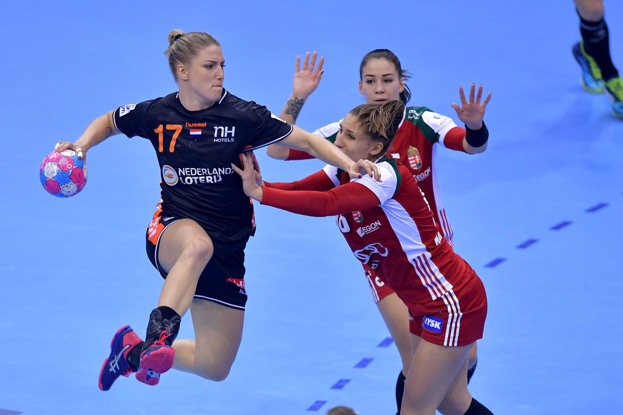 Handbalster Nycke Groot gaat weer spelen in Denemarken, bij koploper ...