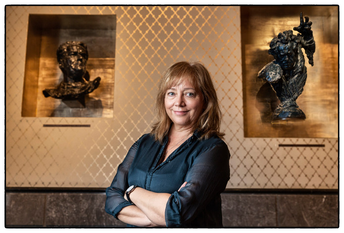 Maria Peters: De Dirigent komt echt uit mijn tenen | Show | AD.nl