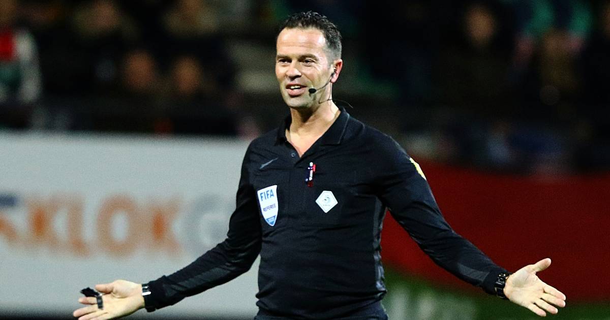 Dit is wat een scheidsrechter in de eredivisie jaarlijks verdient ...