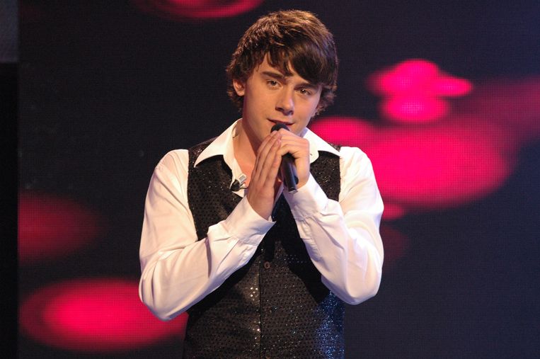 Voormalig 'Idool'-winnaar Dean krijgt rijverbod na dronken botsing ...