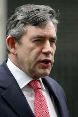 Gordon Brown assistera à la finale de rugby au Stade de France | Foto ...