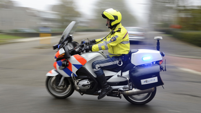 Collega's horen live motoragent kermen: 'A15' | Binnenland | AD.nl