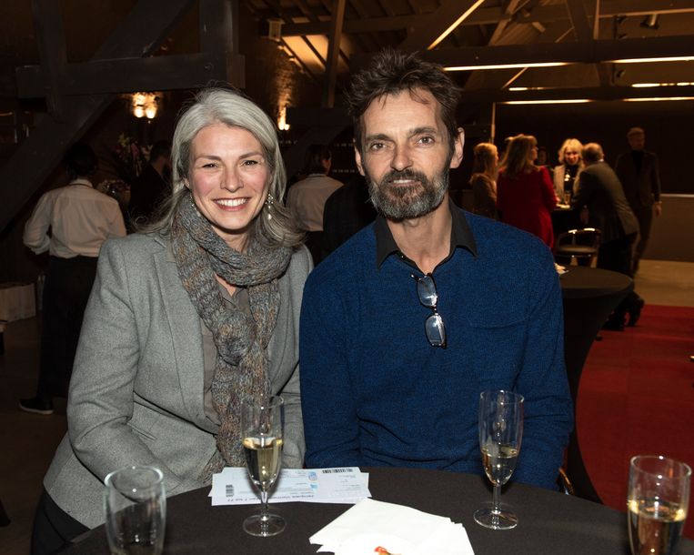 IN BEELD. Veel bekend sportvolk op première van Jacques Vermeire ...