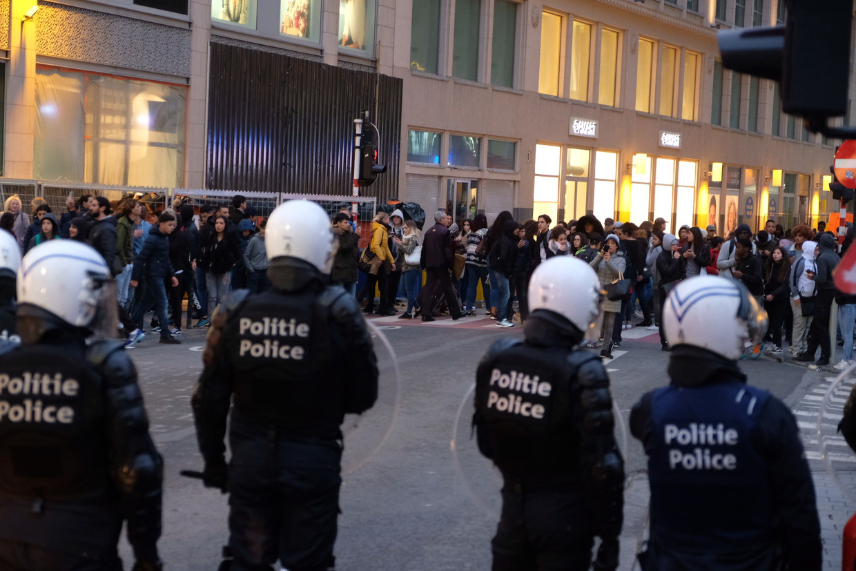 Opnieuw rellen in Brussel: "31 relschoppers gearresteerd, situatie ...