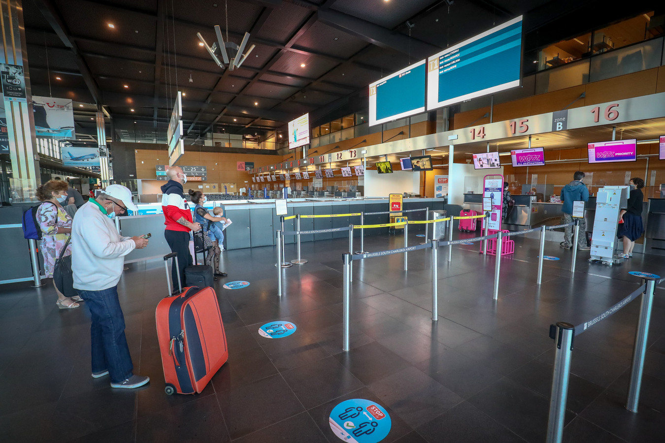 Luchthaven Charleroi verwacht bijna 100 bestemmingen in juli | Foto ...