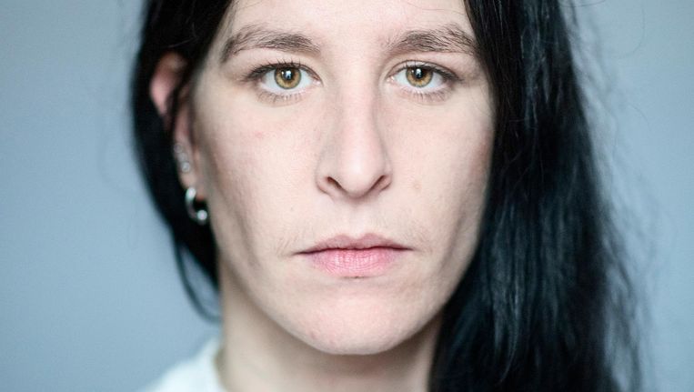 Ryanne van Dorst (Elle Bandita) wil taboe doorbreken: ik ben geboren ...