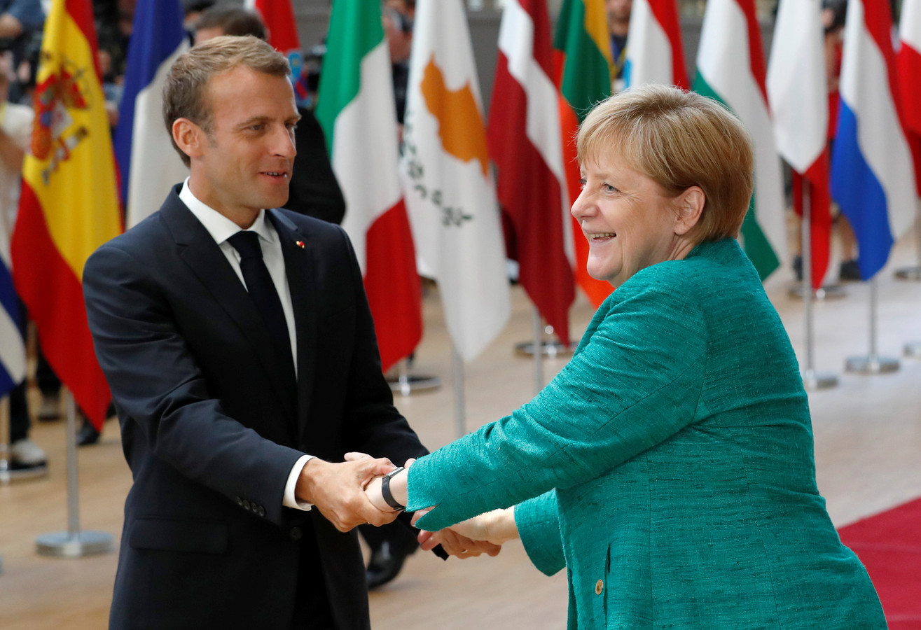 Europese steun voor Angela Merkel | Foto | AD.nl