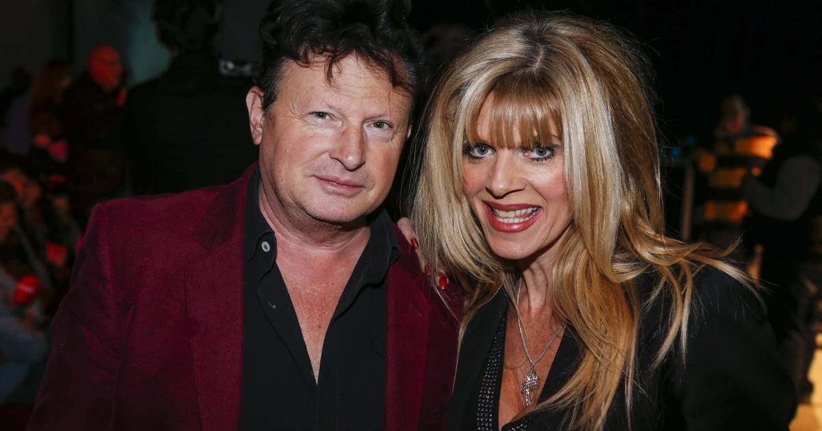 Kim Holland en vriend na 23 jaar uit elkaar | Show | AD.nl