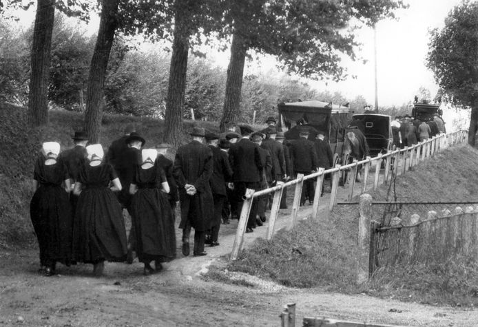 Zo wil Zeeland de oorlog laten zien, in 25 bijzondere foto's | Zeeuws ...