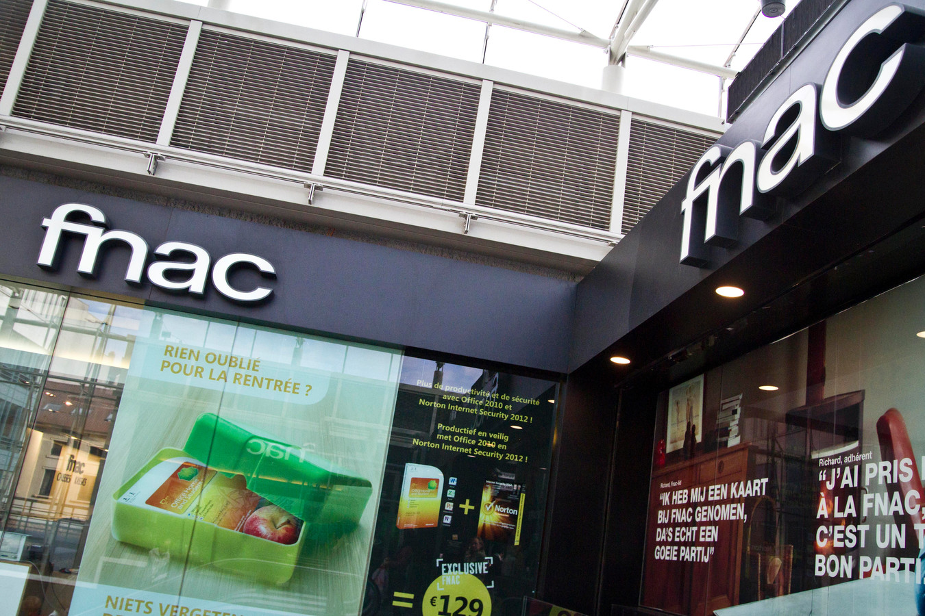 Accord entre les syndicats et la direction de Fnac Belgique | Foto ...