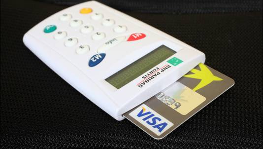 Des lecteurs uniques pour les cartes de banque et d'identité | Belgique ...