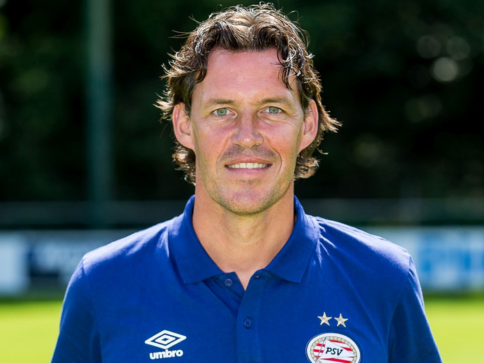 Legendary PSV op De Herdgang, met Luc Nilis, Chris van der Weerden en ...